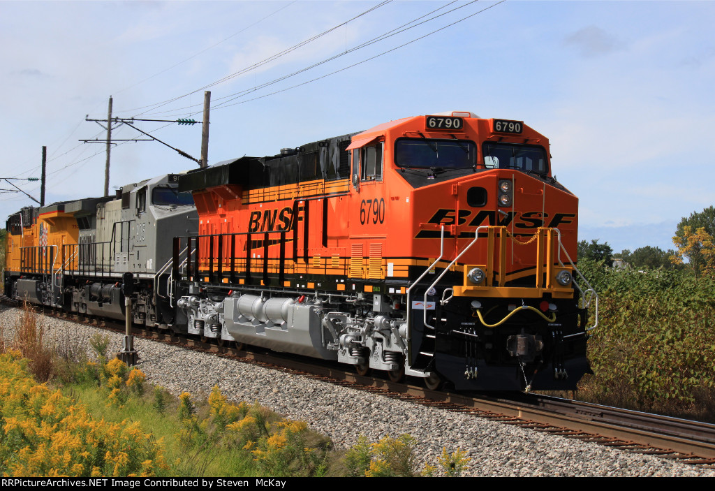 BNSF 6790